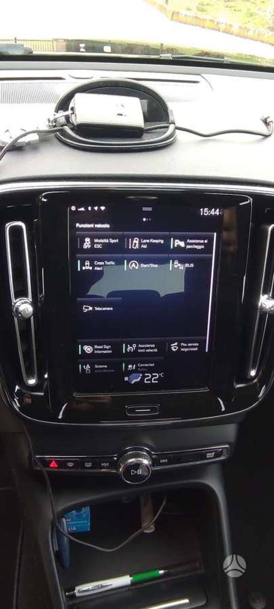 Черный Вольво XC40 2019 в Каунас, объемом двигателя 2.00 л и пробегом 150 тыс. км за 17950 €, фото 20 на AUTOMOTO.COM.LV