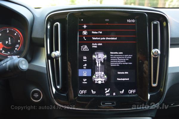 Black Volvo XC40 2019 in Tallinn, with an engine capacity of 2.00 L and mileage of 129 thousand km for 25000 €, photo 9 on AUTOMOTO.COM.LV