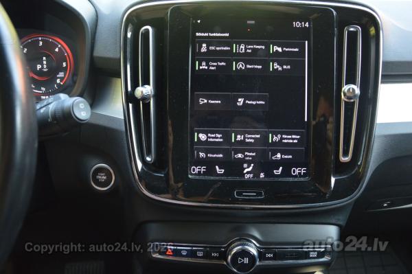 Black Volvo XC40 2019 in Tallinn, with an engine capacity of 2.00 L and mileage of 129 thousand km for 25000 €, photo 10 on AUTOMOTO.COM.LV