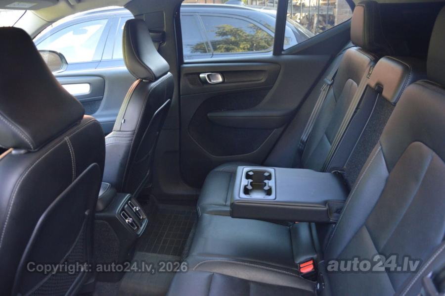 Черный Вольво XC40 2019 в Таллин, объемом двигателя 2.00 л и пробегом 129 тыс. км за 25000 €, фото 20 на AUTOMOTO.COM.LV