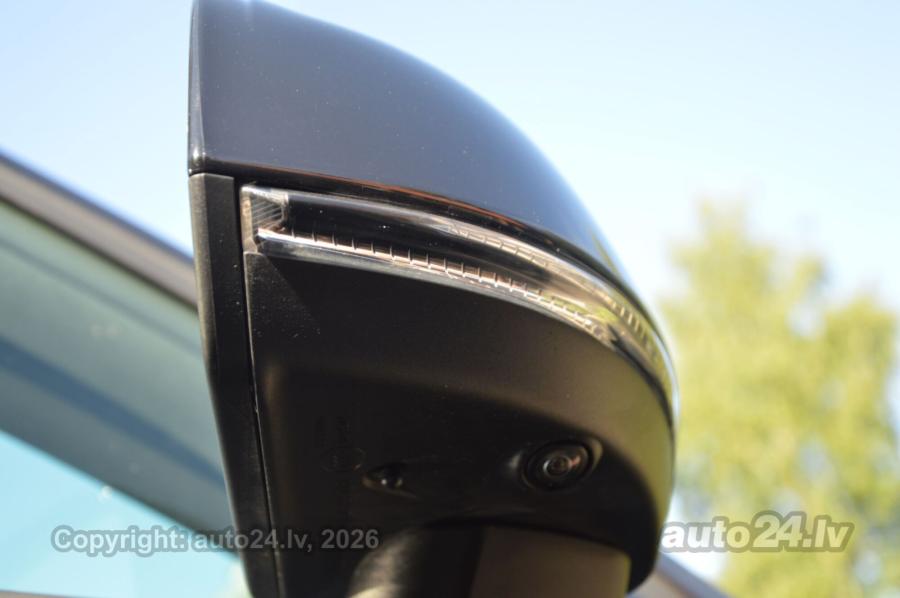 Черный Вольво XC40 2019 в Таллин, объемом двигателя 2.00 л и пробегом 129 тыс. км за 25000 €, фото 24 на AUTOMOTO.COM.LV