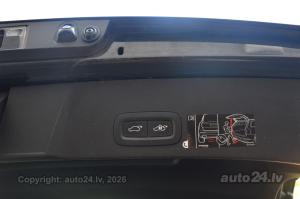 Черный Вольво XC40 2019 в Таллин, объемом двигателя 2.00 л и пробегом 129 тыс. км за 25000 €, фото 25 на AUTOMOTO.COM.LV