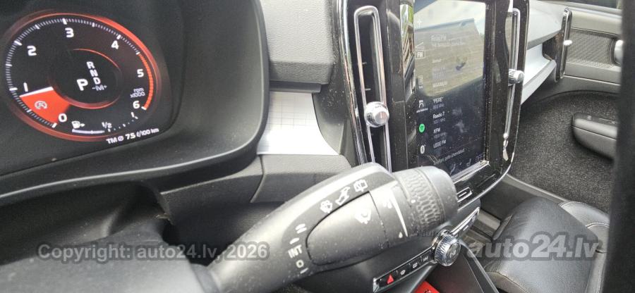 Черный Вольво XC40 2019 в Таллин, объемом двигателя 2.00 л и пробегом 129 тыс. км за 25000 €, фото 28 на AUTOMOTO.COM.LV