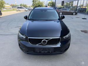 Black Volvo XC40 2019 in Panevezys, with an engine capacity of 1.97 L and mileage of 249 thousand km for 13999 €, photo 7 on AUTOMOTO.COM.LV