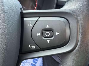 Black Volvo XC40 2019 in Panevezys, with an engine capacity of 1.97 L and mileage of 249 thousand km for 13999 €, photo 24 on AUTOMOTO.COM.LV