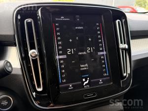 Black Volvo XC40 2019 in Riga, with an engine capacity of 2.00 L and mileage of 201 thousand km for 17990 €, photo 21 on AUTOMOTO.COM.LV