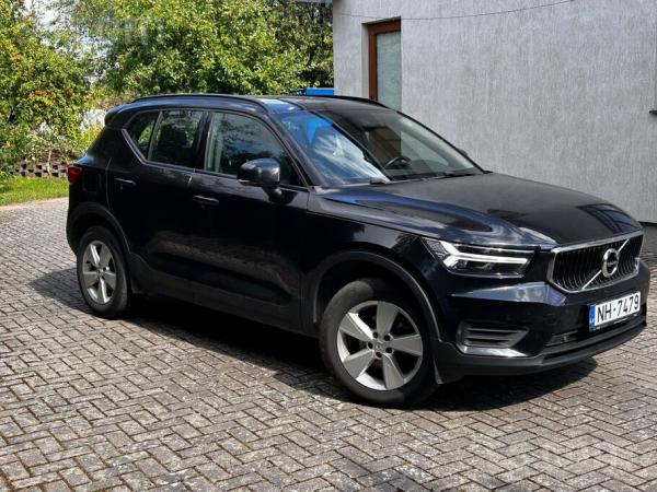 Melns Volvo XC40 2019 Saldus, ar dzinēja tilpumu 2.00 L un nobraukumu 168 tūkst. km par 16100 €, foto  vietnē AUTOMOTO.COM.LV