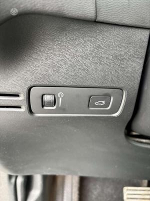 Melns Volvo XC40 2019 Tauragė, ar dzinēja tilpumu 1.97 L un nobraukumu 220 tūkst. km par 16500 €, foto 26 vietnē AUTOMOTO.COM.LV
