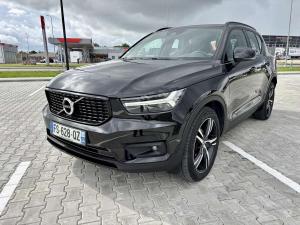Melns Volvo XC40 2019 Tauragė, ar dzinēja tilpumu 1.97 L un nobraukumu 220 tūkst. km par 16500 €, foto 30 vietnē AUTOMOTO.COM.LV