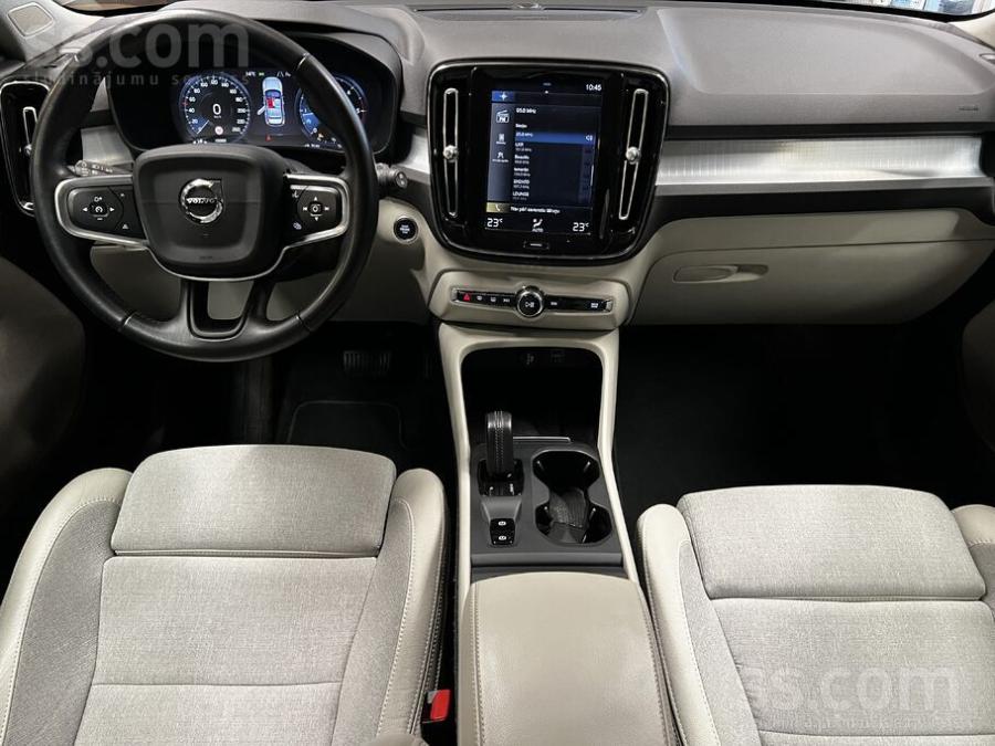 Melns Volvo XC40 2020 Rīga, ar dzinēja tilpumu 2.00 L un nobraukumu 167 tūkst. km par 19990 €, foto 14 vietnē AUTOMOTO.COM.LV