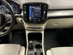 Melns Volvo XC40 2020 Rīga, ar dzinēja tilpumu 2.00 L un nobraukumu 167 tūkst. km par 19990 €, foto 22 vietnē AUTOMOTO.COM.LV