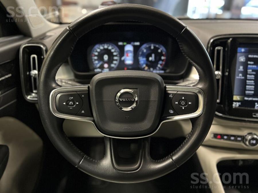Melns Volvo XC40 2020 Rīga, ar dzinēja tilpumu 2.00 L un nobraukumu 167 tūkst. km par 19990 €, foto 25 vietnē AUTOMOTO.COM.LV