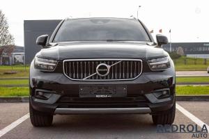 Melns Volvo XC40 2020 Kauņa, ar dzinēja tilpumu 1.48 L un nobraukumu 142 tūkst. km par 20800 €, foto 2 vietnē AUTOMOTO.COM.LV