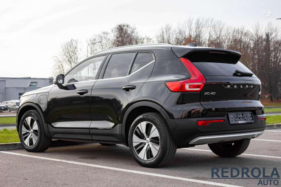 Melns Volvo XC40 2020 Kauņa, ar dzinēja tilpumu 1.48 L un nobraukumu 142 tūkst. km par 20800 €, foto 6 vietnē AUTOMOTO.COM.LV