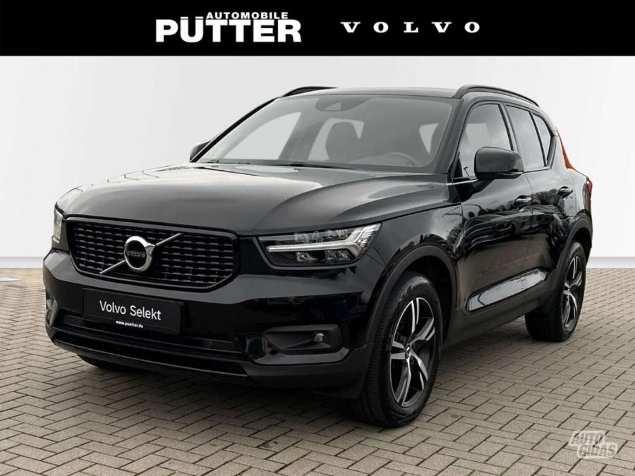 Black Volvo XC40 2020 in Kaunas, with an engine capacity of 2.00 L and mileage of 87 thousand km for 31557 €, photo 1 on AUTOMOTO.COM.LV