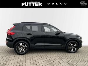 Black Volvo XC40 2020 in Kaunas, with an engine capacity of 2.00 L and mileage of 87 thousand km for 31557 €, photo 6 on AUTOMOTO.COM.LV