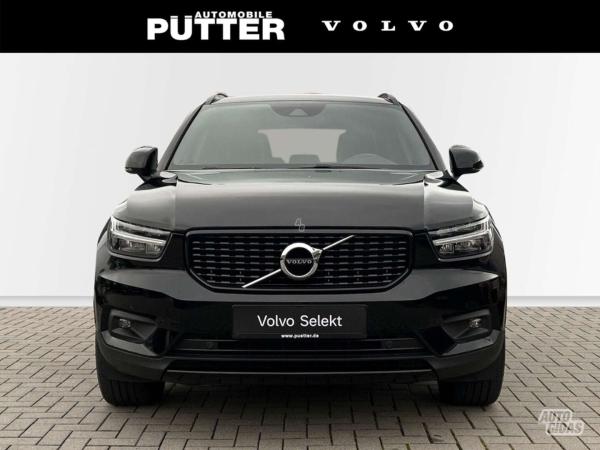 Black Volvo XC40 2020 in Kaunas, with an engine capacity of 2.00 L and mileage of 87 thousand km for 31557 €, photo 8 on AUTOMOTO.COM.LV