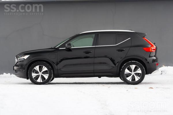 Melns Volvo XC40 2020 Jelgava, ar dzinēja tilpumu 1.50 L un nobraukumu 204 tūkst. km par 20500 €, foto 8 vietnē AUTOMOTO.COM.LV