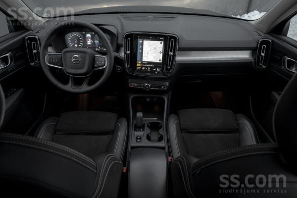 Melns Volvo XC40 2020 Jelgava, ar dzinēja tilpumu 1.50 L un nobraukumu 204 tūkst. km par 20500 €, foto 9 vietnē AUTOMOTO.COM.LV