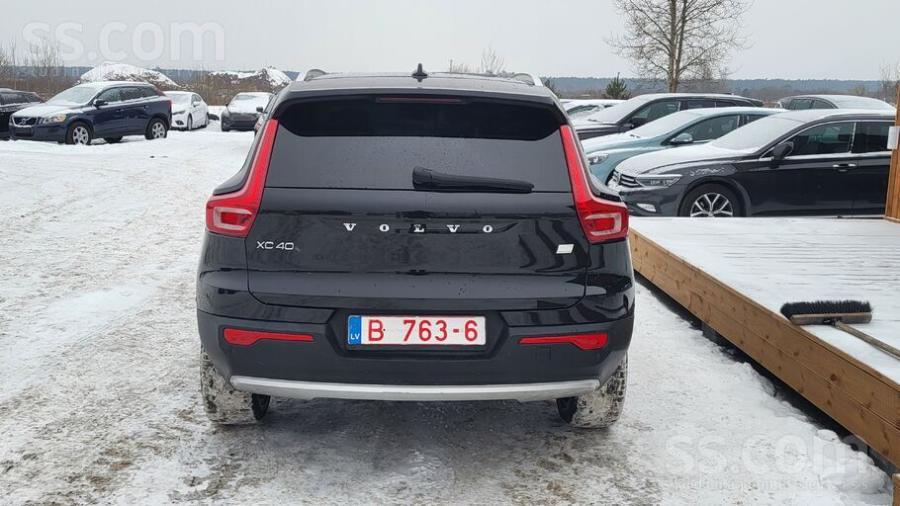Melns Volvo XC40 2020 Rīga, ar dzinēja tilpumu 1.50 L un nobraukumu 169 tūkst. km par 21500 €, foto 21 vietnē AUTOMOTO.COM.LV