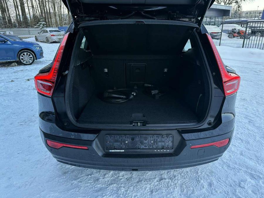 Black Volvo XC40 2020 in Kaunas, with an engine capacity of 0.00 L and mileage of 178 thousand km for 20500 €, photo 15 on AUTOMOTO.COM.LV