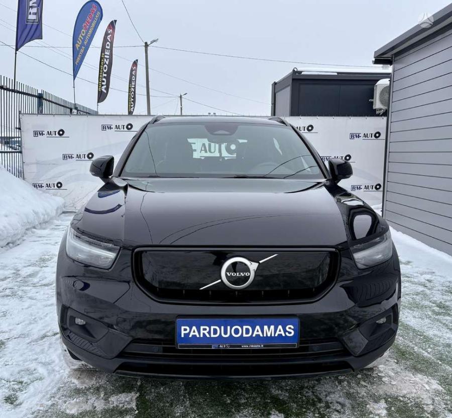 Melns Volvo XC40 2020 Panevēža, ar dzinēja tilpumu 0.00 L un nobraukumu 210 tūkst. km par 18500 €, foto 2 vietnē AUTOMOTO.COM.LV