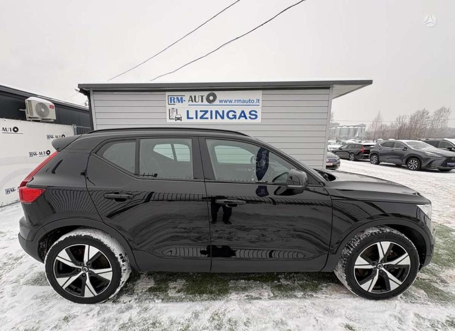 Melns Volvo XC40 2020 Panevēža, ar dzinēja tilpumu 0.00 L un nobraukumu 210 tūkst. km par 18500 €, foto 6 vietnē AUTOMOTO.COM.LV