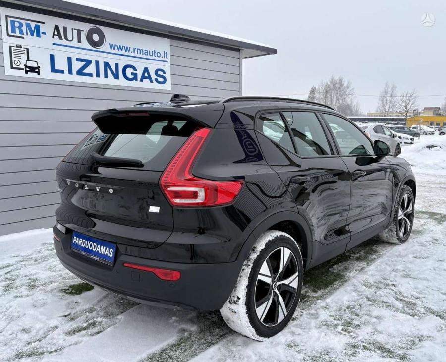 Melns Volvo XC40 2020 Panevēža, ar dzinēja tilpumu 0.00 L un nobraukumu 210 tūkst. km par 18500 €, foto 7 vietnē AUTOMOTO.COM.LV