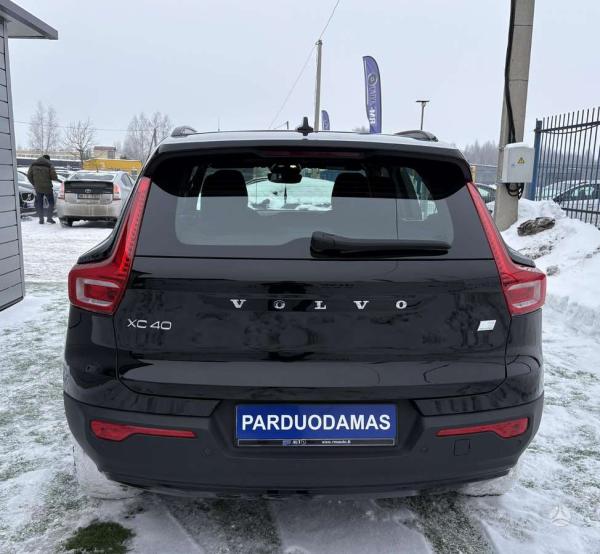 Melns Volvo XC40 2020 Panevēža, ar dzinēja tilpumu 0.00 L un nobraukumu 210 tūkst. km par 18500 €, foto 9 vietnē AUTOMOTO.COM.LV
