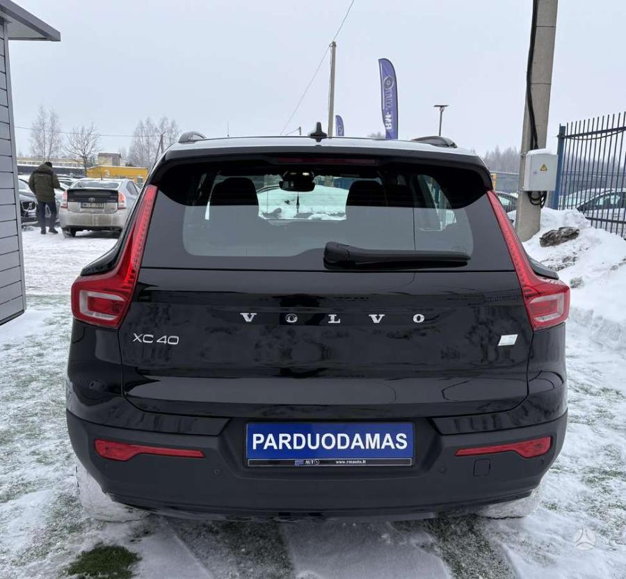 Melns Volvo XC40 2020 Panevēža, ar dzinēja tilpumu 0.00 L un nobraukumu 210 tūkst. km par 18500 €, foto 9 vietnē AUTOMOTO.COM.LV