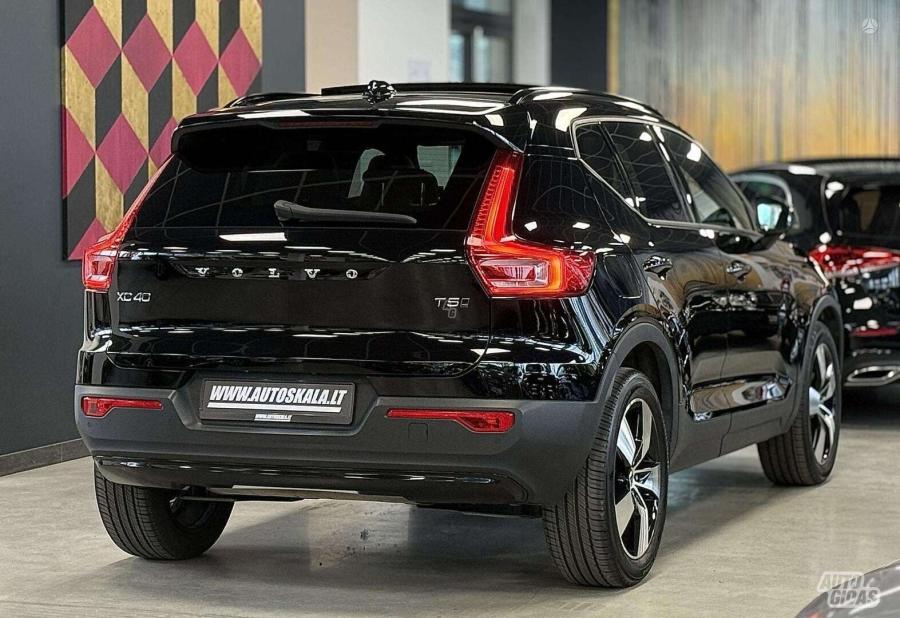 Melns Volvo XC40 2020 Klaipėda, ar dzinēja tilpumu 2.00 L un nobraukumu 75 tūkst. km par 21950 €, foto 20 vietnē AUTOMOTO.COM.LV