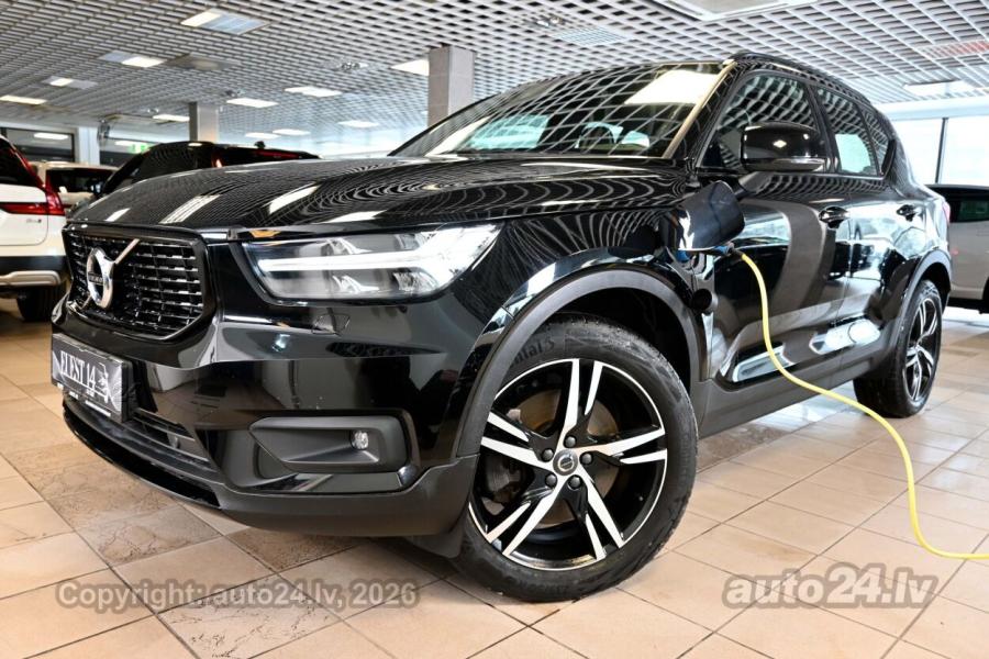 Black Volvo XC40 2020 in Tallinn, with an engine capacity of 1.50 L and mileage of 93 thousand km for 28880 €, photo 4 on AUTOMOTO.COM.LV