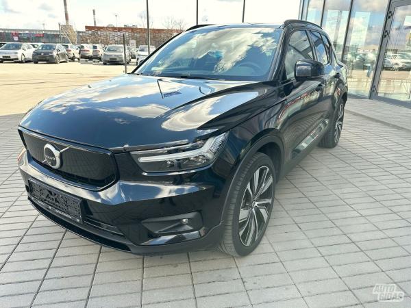 Black Volvo XC40 2020 in Kaunas, with an engine capacity of 0.00 L and mileage of 227 thousand km for 17900 €, photo 1 on AUTOMOTO.COM.LV