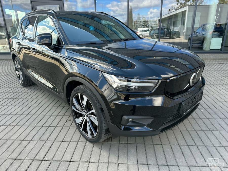 Melns Volvo XC40 2020 Kauņa, ar dzinēja tilpumu 0.00 L un nobraukumu 227 tūkst. km par 17900 €, foto 4 vietnē AUTOMOTO.COM.LV