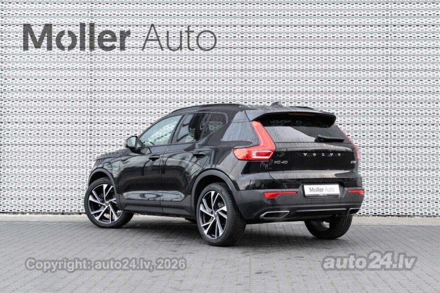Melns Volvo XC40 2020 Rīga, ar dzinēja tilpumu 2.00 L un nobraukumu 149 tūkst. km par 22443 €, foto 4 vietnē AUTOMOTO.COM.LV