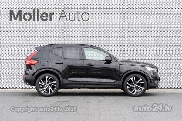 Black Volvo XC40 2020 in Riga, with an engine capacity of 2.00 L and mileage of 149 thousand km for 22443 €, photo 5 on AUTOMOTO.COM.LV