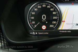 Melns Volvo XC40 2020 Rīga, ar dzinēja tilpumu 2.00 L un nobraukumu 149 tūkst. km par 22443 €, foto 15 vietnē AUTOMOTO.COM.LV
