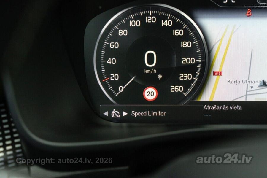 Melns Volvo XC40 2020 Rīga, ar dzinēja tilpumu 2.00 L un nobraukumu 149 tūkst. km par 22443 €, foto 15 vietnē AUTOMOTO.COM.LV
