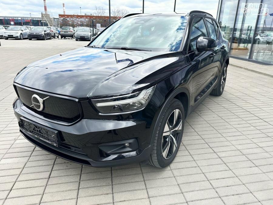 Melns Volvo XC40 2020 Kauņa, ar dzinēja tilpumu 0.00 L un nobraukumu 203 tūkst. km par 19500 €, foto 1 vietnē AUTOMOTO.COM.LV