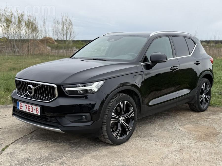 Melns Volvo XC40 2020 Rīga, ar dzinēja tilpumu 1.50 L un nobraukumu 169 tūkst. km par 21500 €, foto 4 vietnē AUTOMOTO.COM.LV