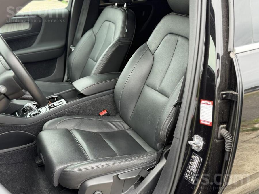 Melns Volvo XC40 2020 Rīga, ar dzinēja tilpumu 1.50 L un nobraukumu 169 tūkst. km par 21500 €, foto 9 vietnē AUTOMOTO.COM.LV