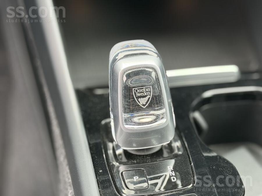 Melns Volvo XC40 2020 Rīga, ar dzinēja tilpumu 1.50 L un nobraukumu 169 tūkst. km par 21500 €, foto 15 vietnē AUTOMOTO.COM.LV