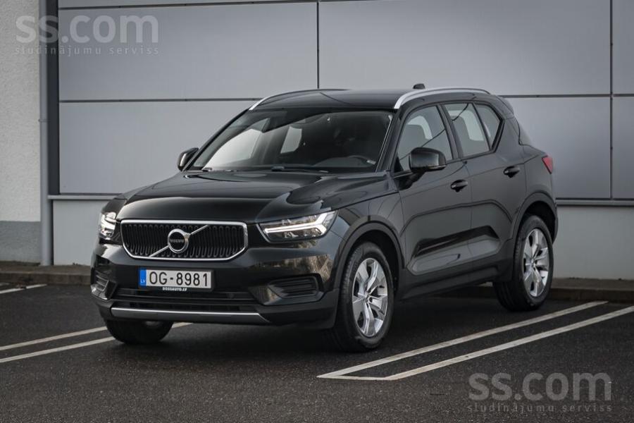 Black Volvo XC40 2020 in Riga, with an engine capacity of 1.50 L and mileage of 74 thousand km for 22950 €, photo 1 on AUTOMOTO.COM.LV
