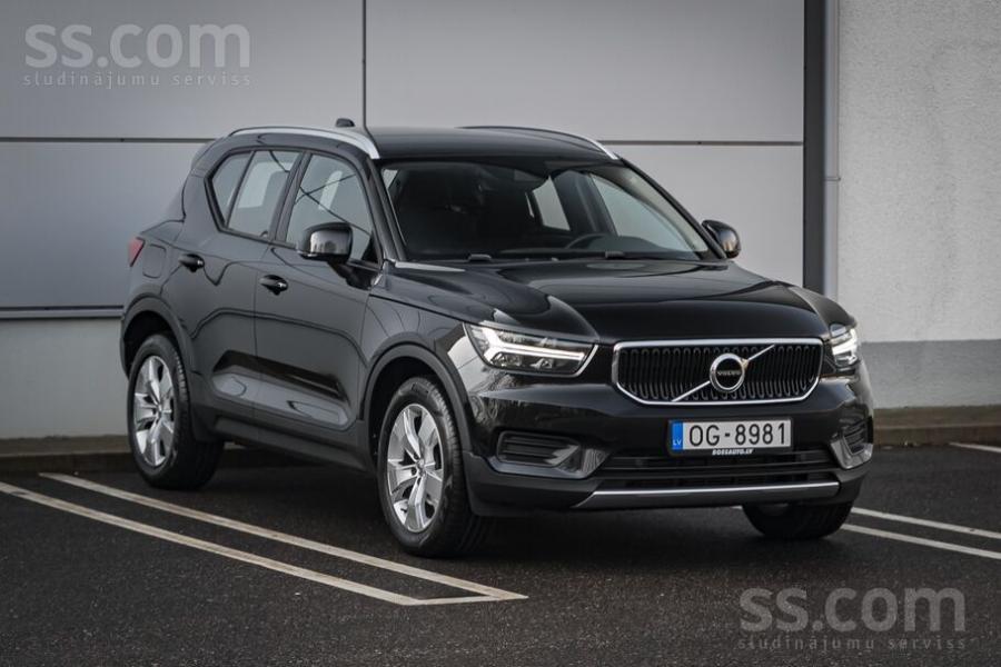 Black Volvo XC40 2020 in Riga, with an engine capacity of 1.50 L and mileage of 74 thousand km for 22950 €, photo 4 on AUTOMOTO.COM.LV