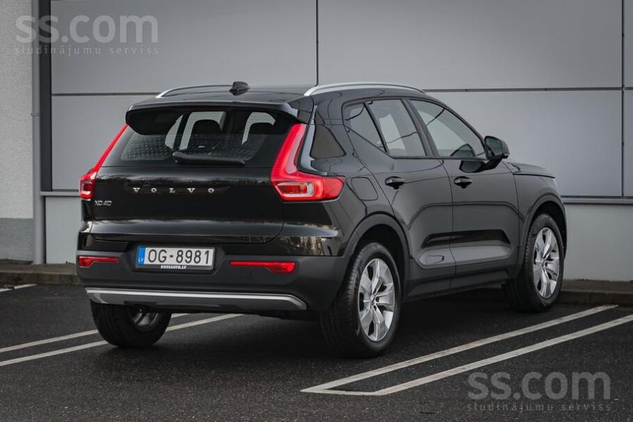 Black Volvo XC40 2020 in Riga, with an engine capacity of 1.50 L and mileage of 74 thousand km for 22950 €, photo 5 on AUTOMOTO.COM.LV