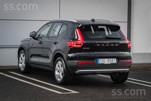 Черный Вольво XC40 2020 в Рига, объемом двигателя 1.50 л и пробегом 74 тыс. км за 22950 €, фото 6 на AUTOMOTO.COM.LV