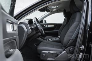 Black Volvo XC40 2020 in Riga, with an engine capacity of 1.50 L and mileage of 74 thousand km for 22950 €, photo 10 on AUTOMOTO.COM.LV