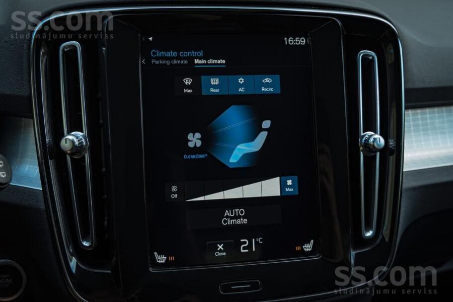 Black Volvo XC40 2020 in Riga, with an engine capacity of 1.50 L and mileage of 74 thousand km for 22950 €, photo 27 on AUTOMOTO.COM.LV