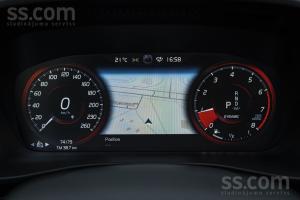Black Volvo XC40 2020 in Riga, with an engine capacity of 1.50 L and mileage of 74 thousand km for 22950 €, photo 29 on AUTOMOTO.COM.LV