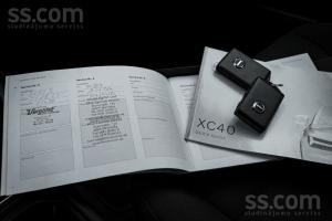 Black Volvo XC40 2020 in Riga, with an engine capacity of 1.50 L and mileage of 74 thousand km for 22950 €, photo 31 on AUTOMOTO.COM.LV